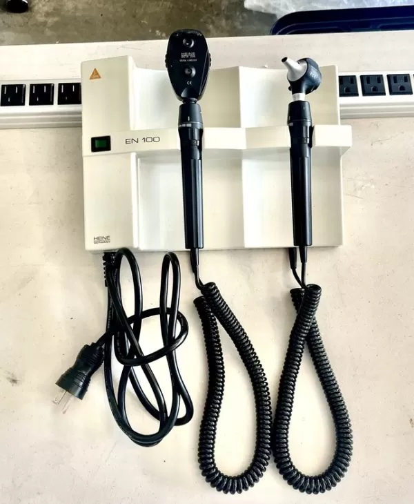 Heine EN 100 Otoscope w Heads and Cord – Premier used medical